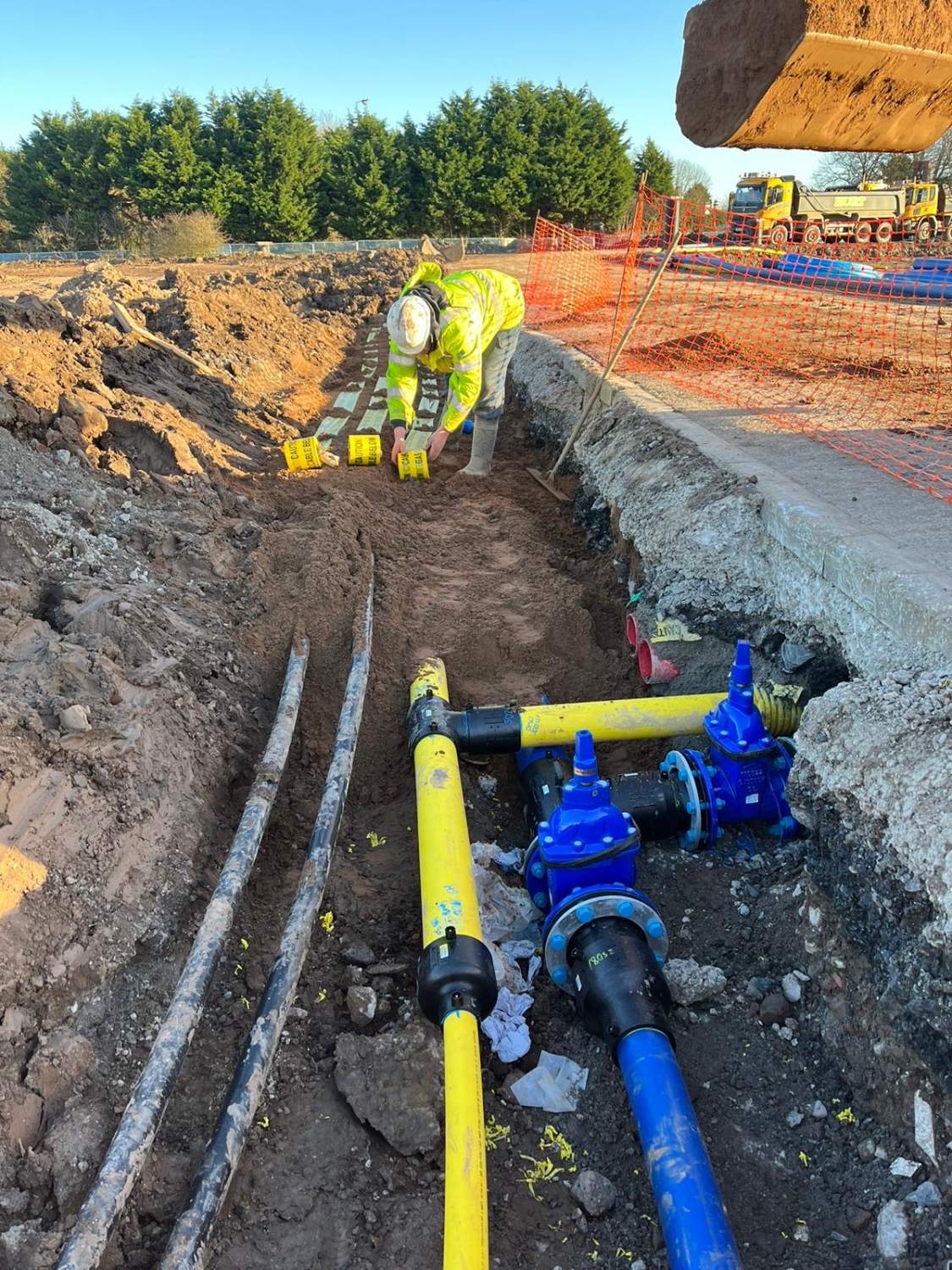 Gas Industry SHEA Training & CSCS Card | Hills Safety Training